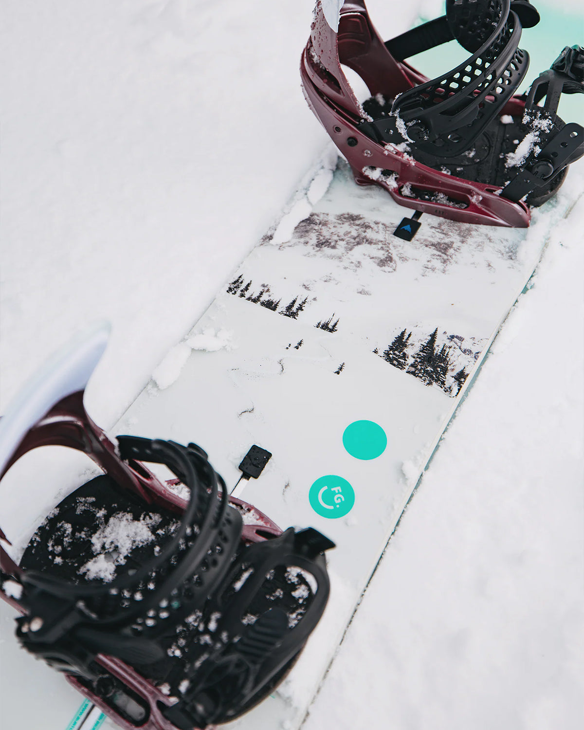 Burton Feelgood Camber First Tracks 2026 Snowboard – Behind The Pines