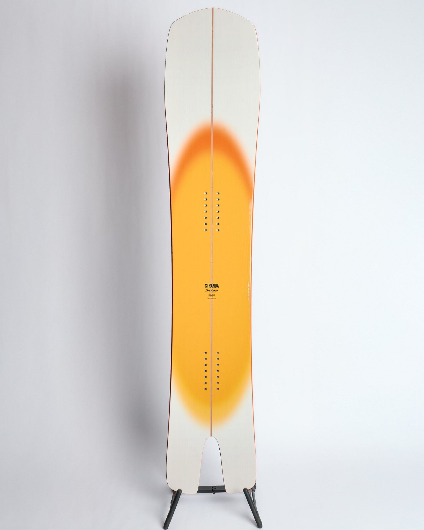 Stranda Tree Surfer Snowboard | Behind The Pines